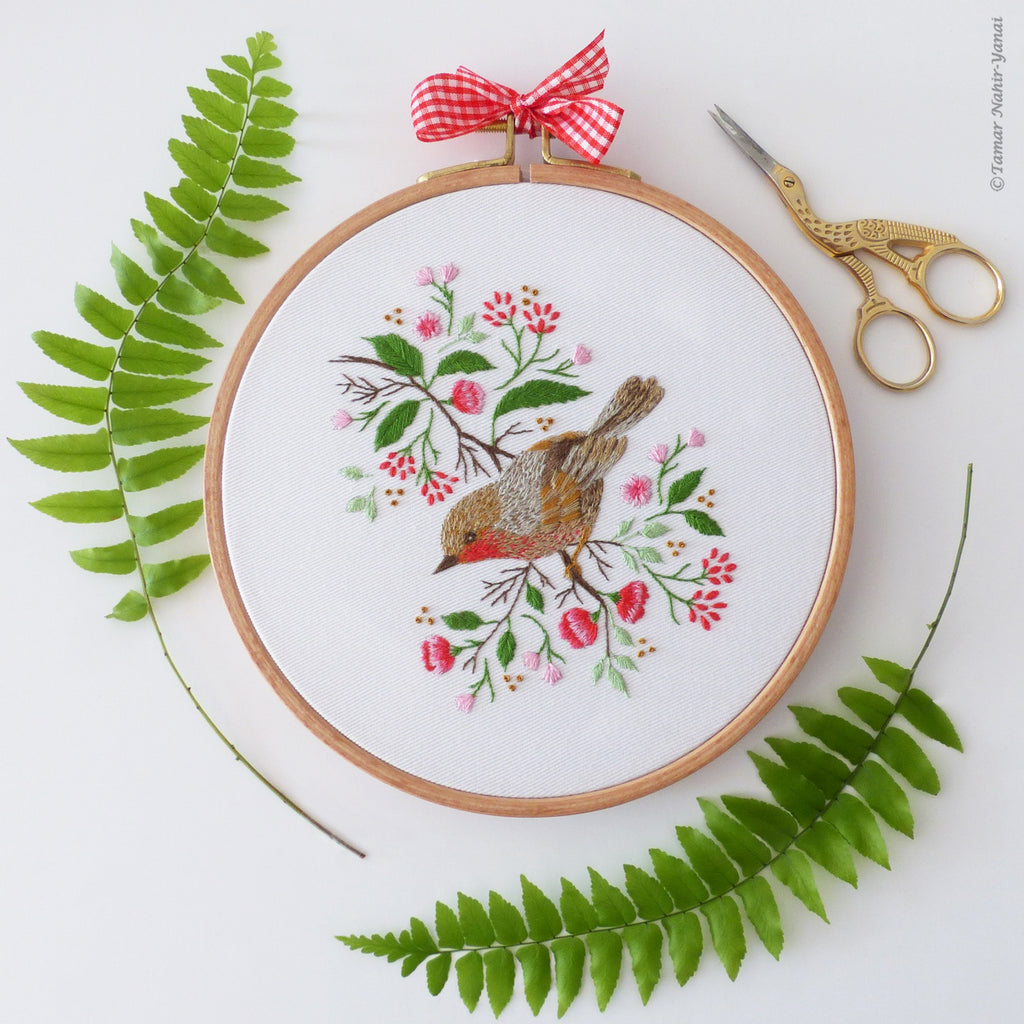Christmas Robin Bird - 6" embroidery kit – Tamar Nahir-Yanai