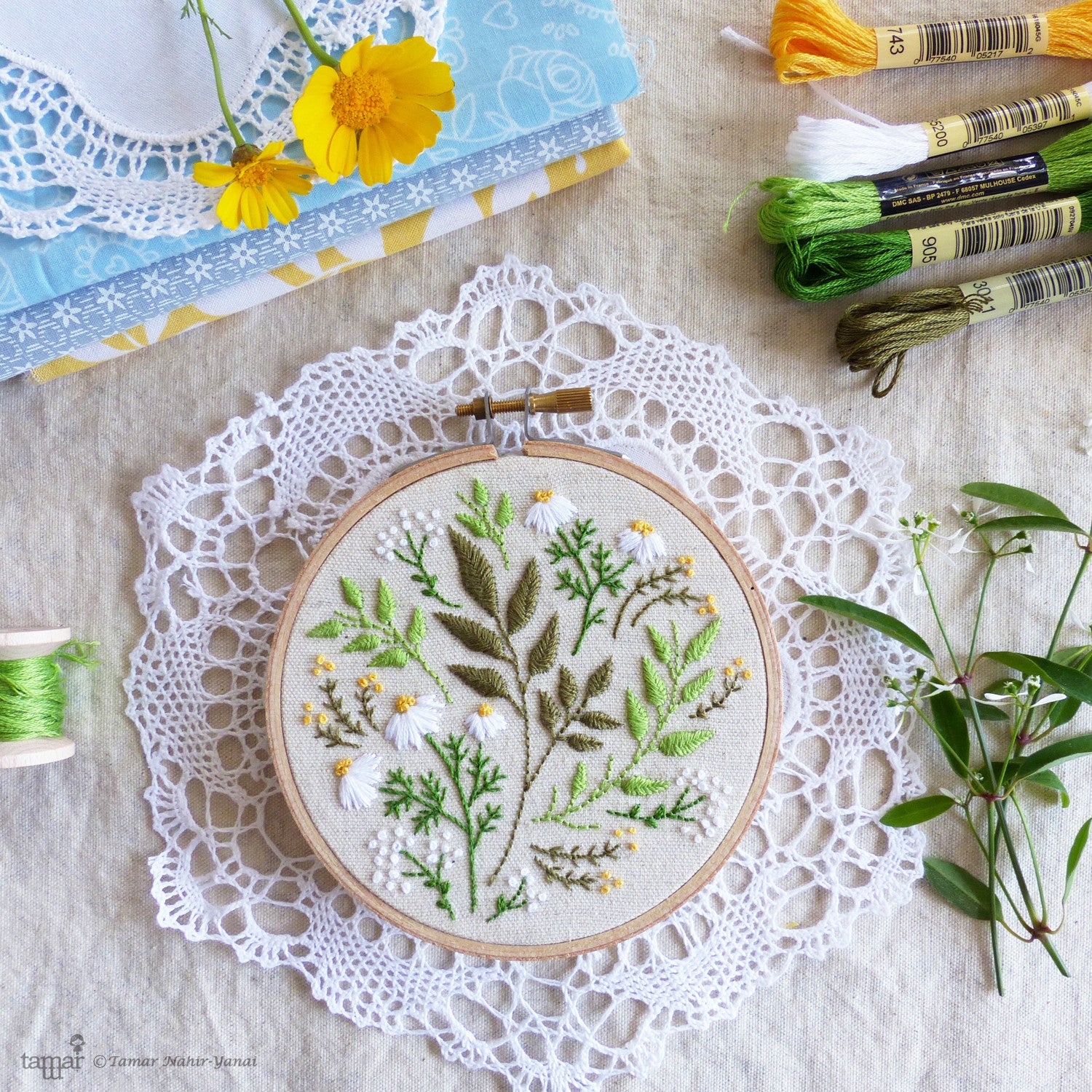 Green Leaves - 4" embroidery kit – Tamar Nahir-Yanai